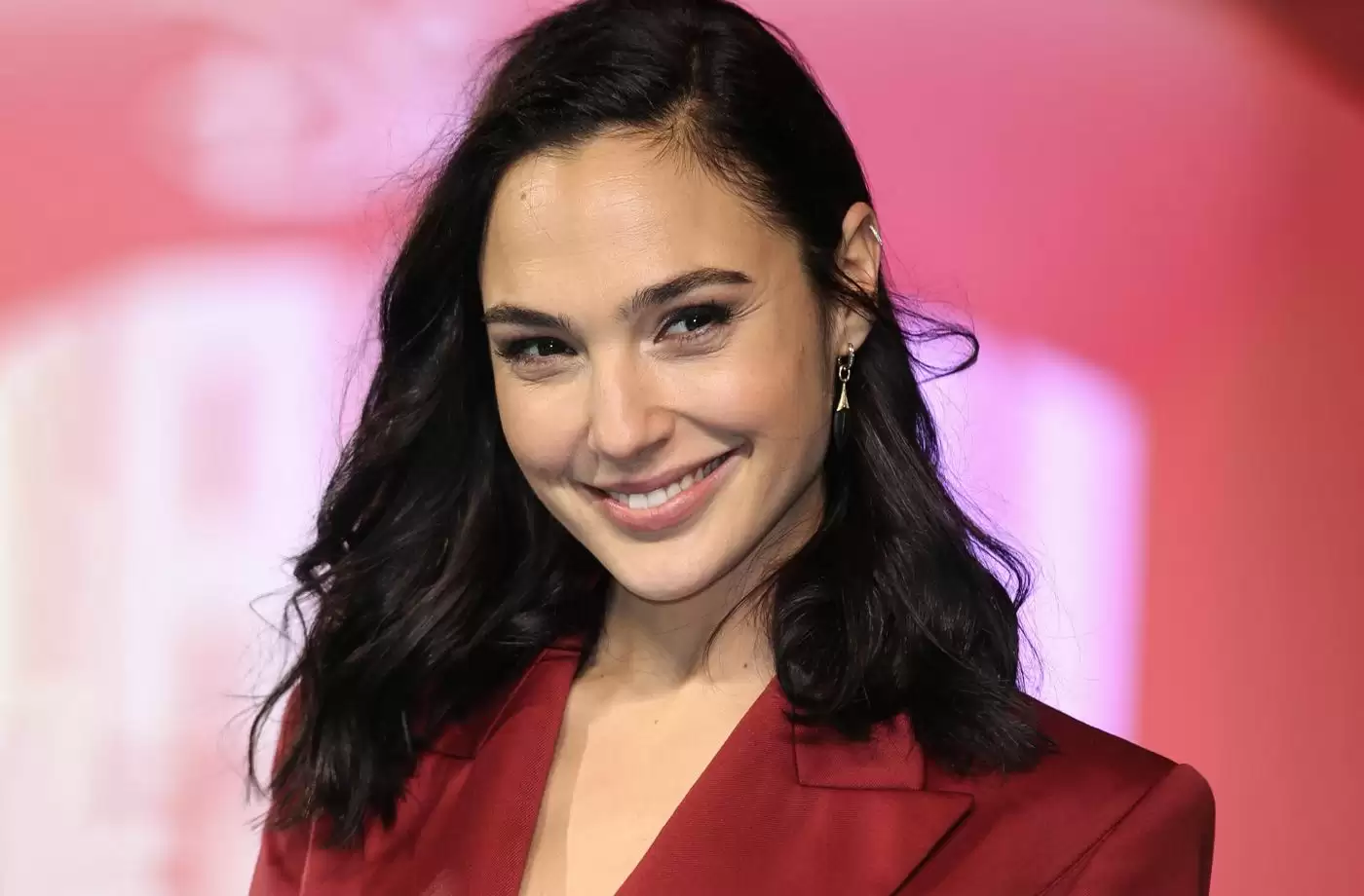 Gal Gadot and Patty Jenkins to work in a movie together - Buziness Bytes