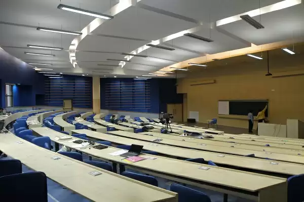 IIT Bombay first in India to get away with face-to-face lectures ...