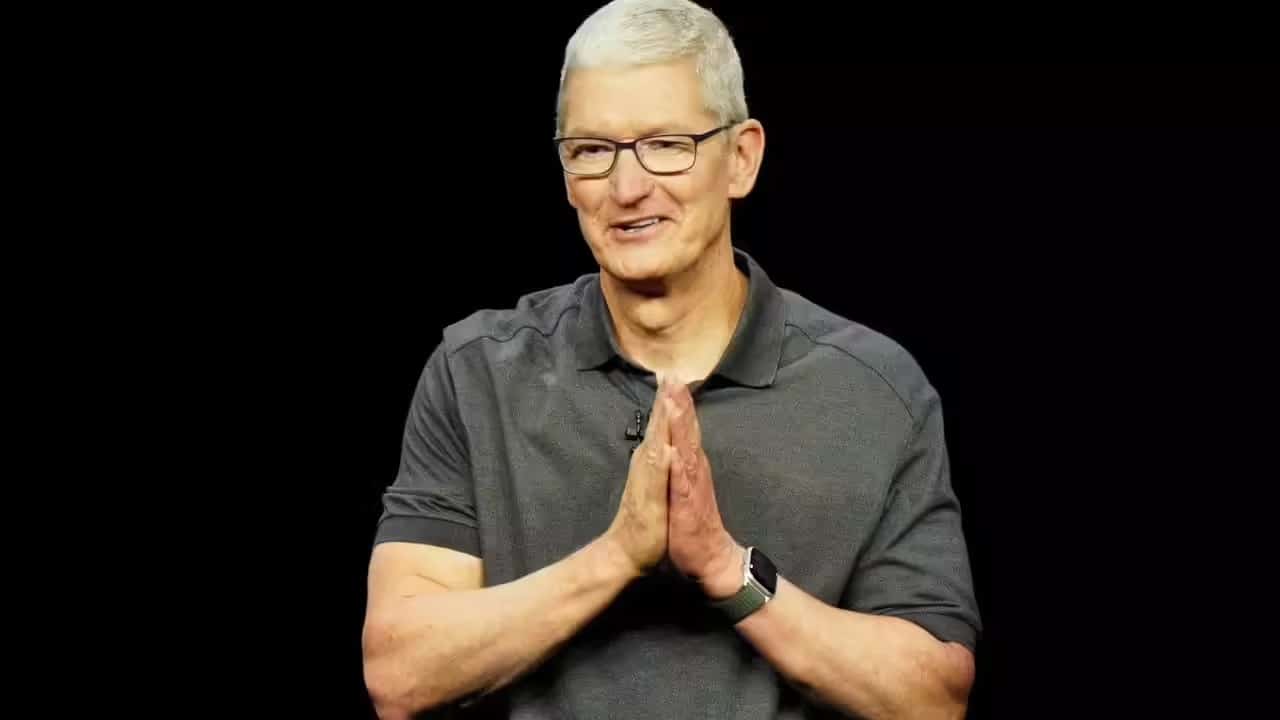 Tim Cook Step Down as Apple CEO After 15 Years, John Ternus to Take Over